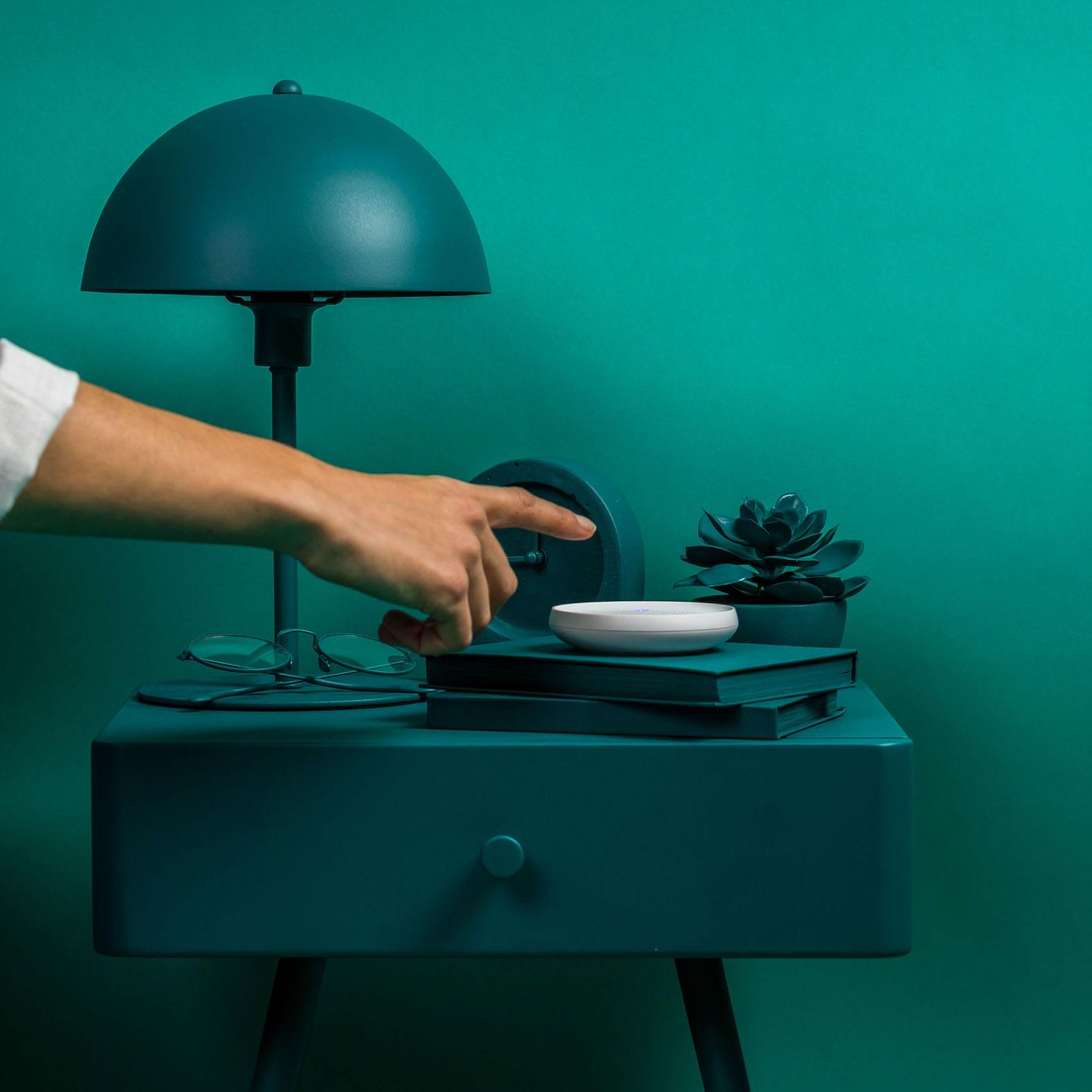 33 Insanely Cool Gadgets That Are Going to Sell Out This Month, Ideally As Gifts